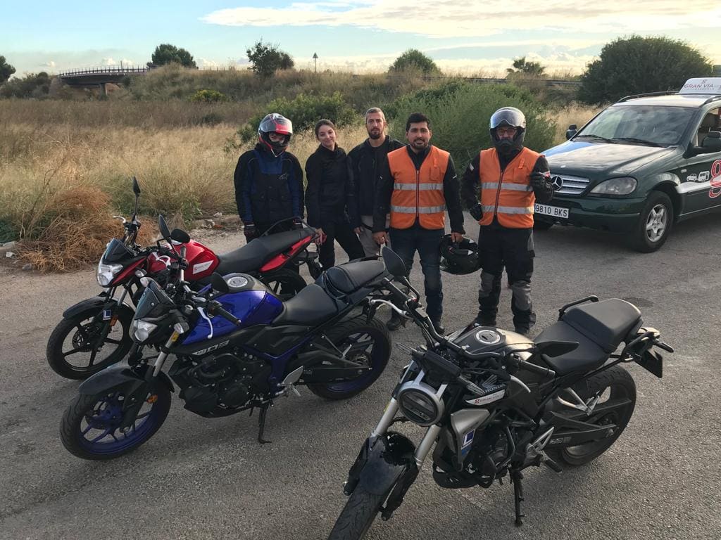 Autoescuela para sacar carnet de moto en Valencia - Autoescuela Gran Vía 46 Autoescuela para sacar carnet de moto en Valencia - Autoescuela Gran Vía 46